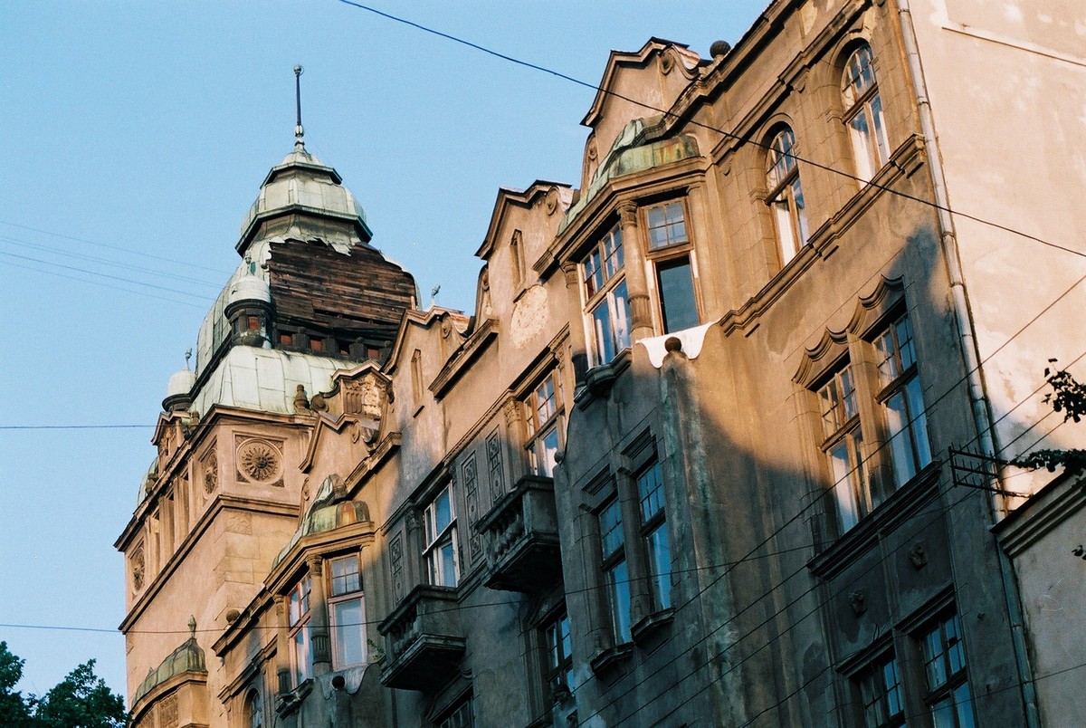 10+ years challenge: kamienica Rohatyna - lwow.info